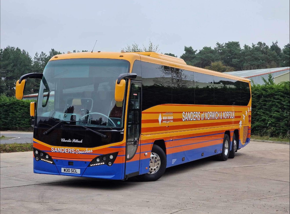 Full-Sized Coach Hire - Sanders Coaches Ltd